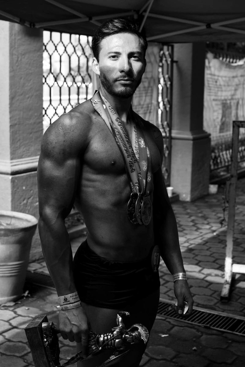 Sunset (from Bodybuilders series), 2022, Lagartier – BOYS! BOYS! BOYS!